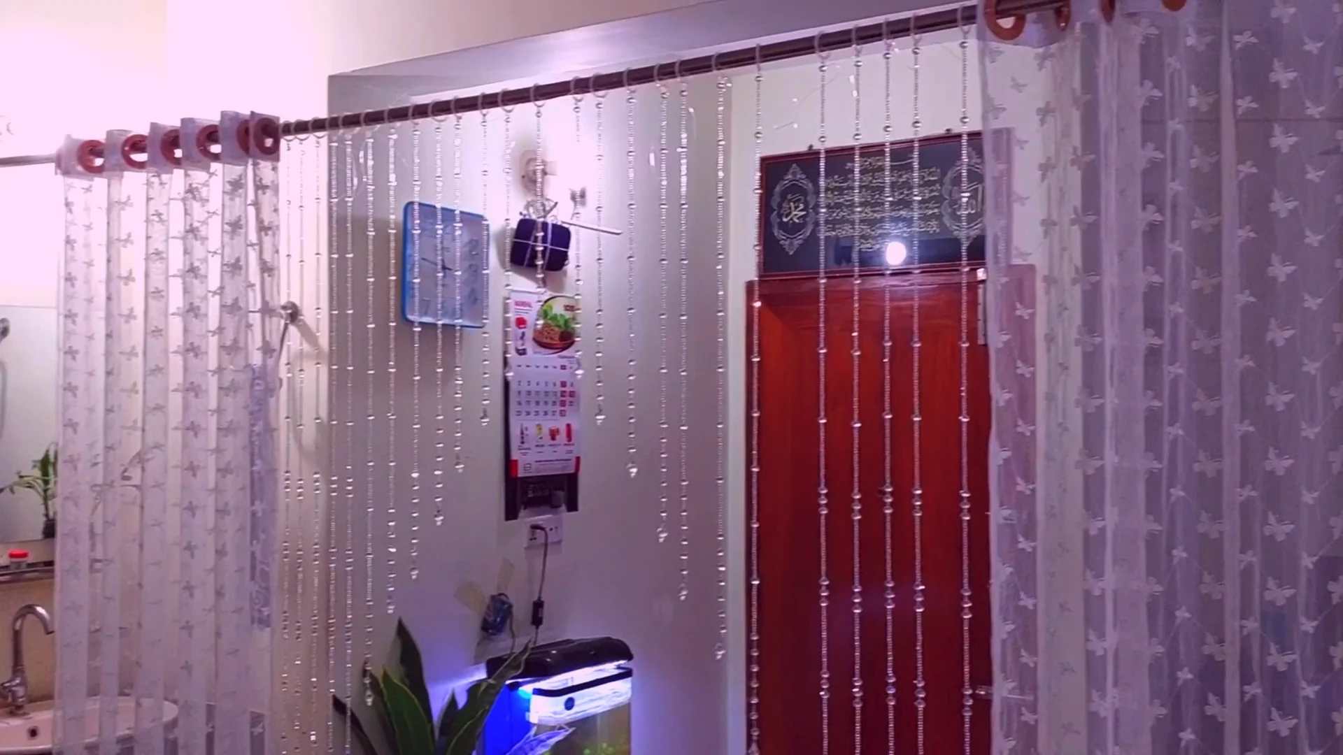 V SHAPED, 25 Lines WHITE GLASS Pearl, Crystal Bead Strings Curtain ...