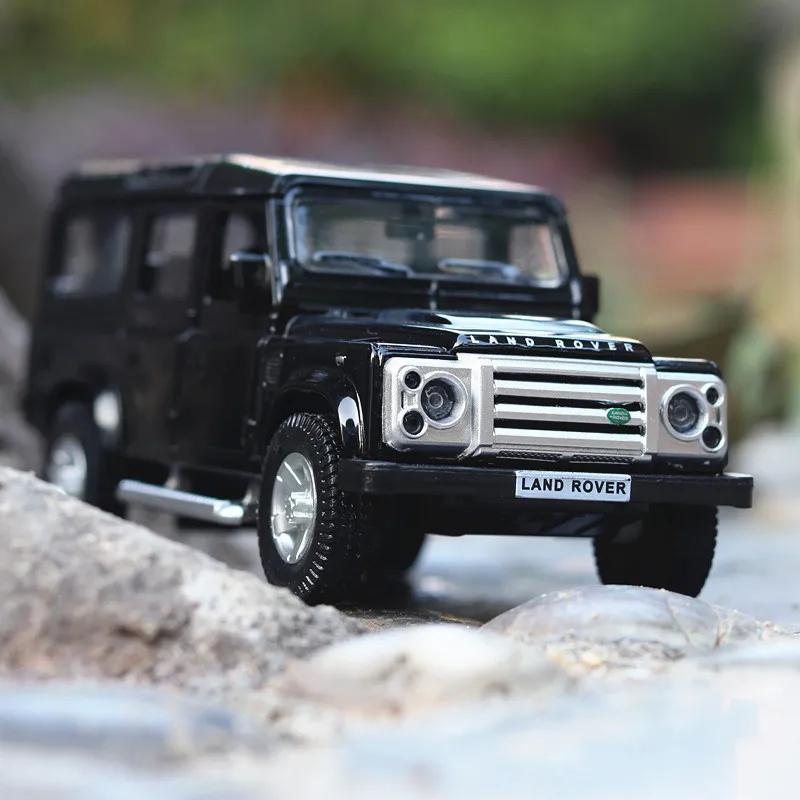 1:36 Land Rover Defender Alloy Model Simulation Force Control Car Toys ...