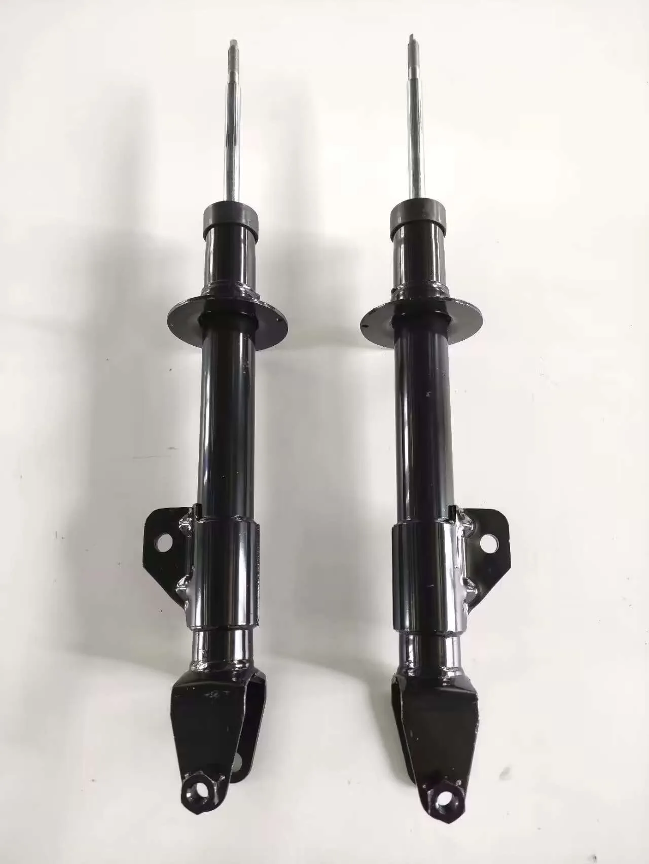 1-2pc-Left-right-68072062AF-68072063AF-The-Front-Shock-Absorber-11-19 ...