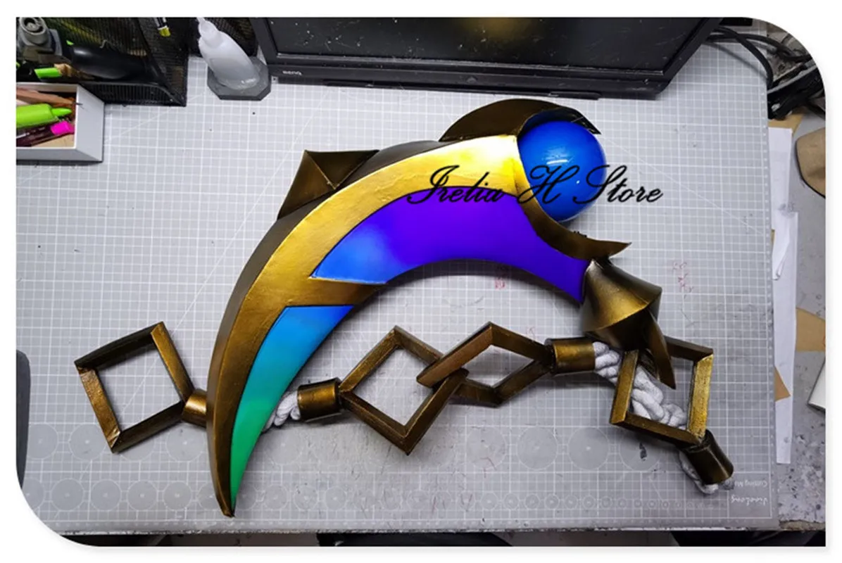 Thresh Cosplay Tutorial