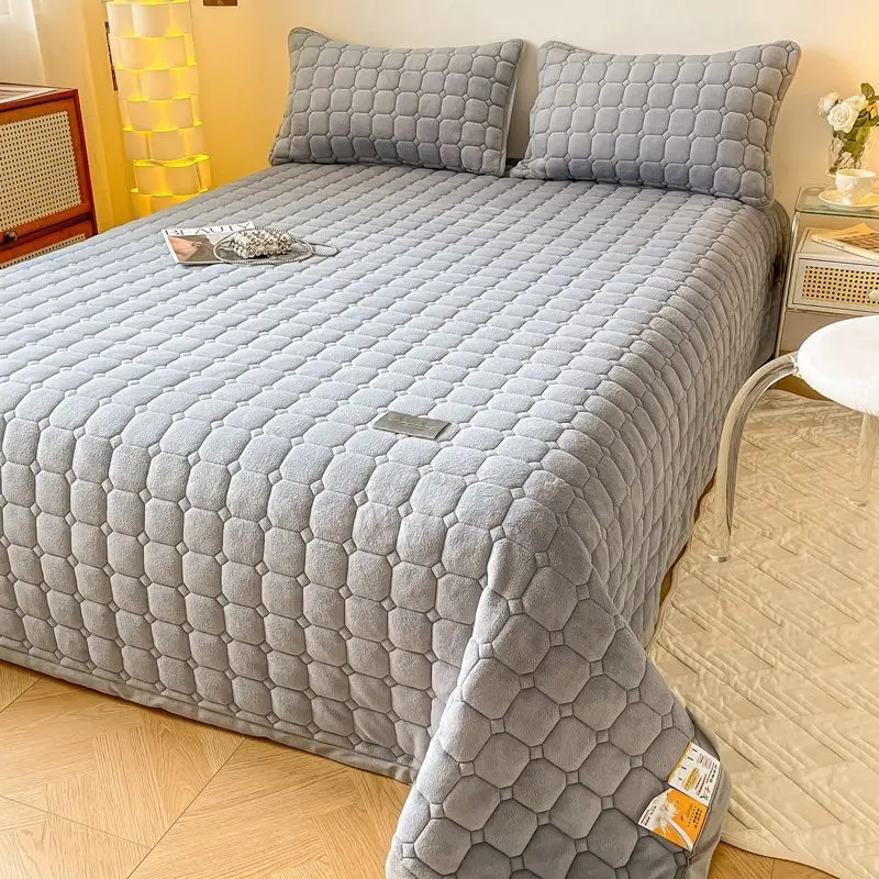 New-Light-Luxury-Bed-Cover-Thickened-Anti-Slip-Bed-Solid-Color-Warm ...