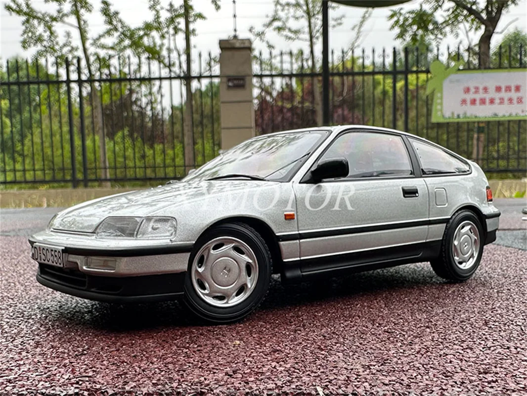 Honda-CRX-1-18-i-in-NOREV-1990-Metal-pres-d-k-m-Model-araba-g.jpg