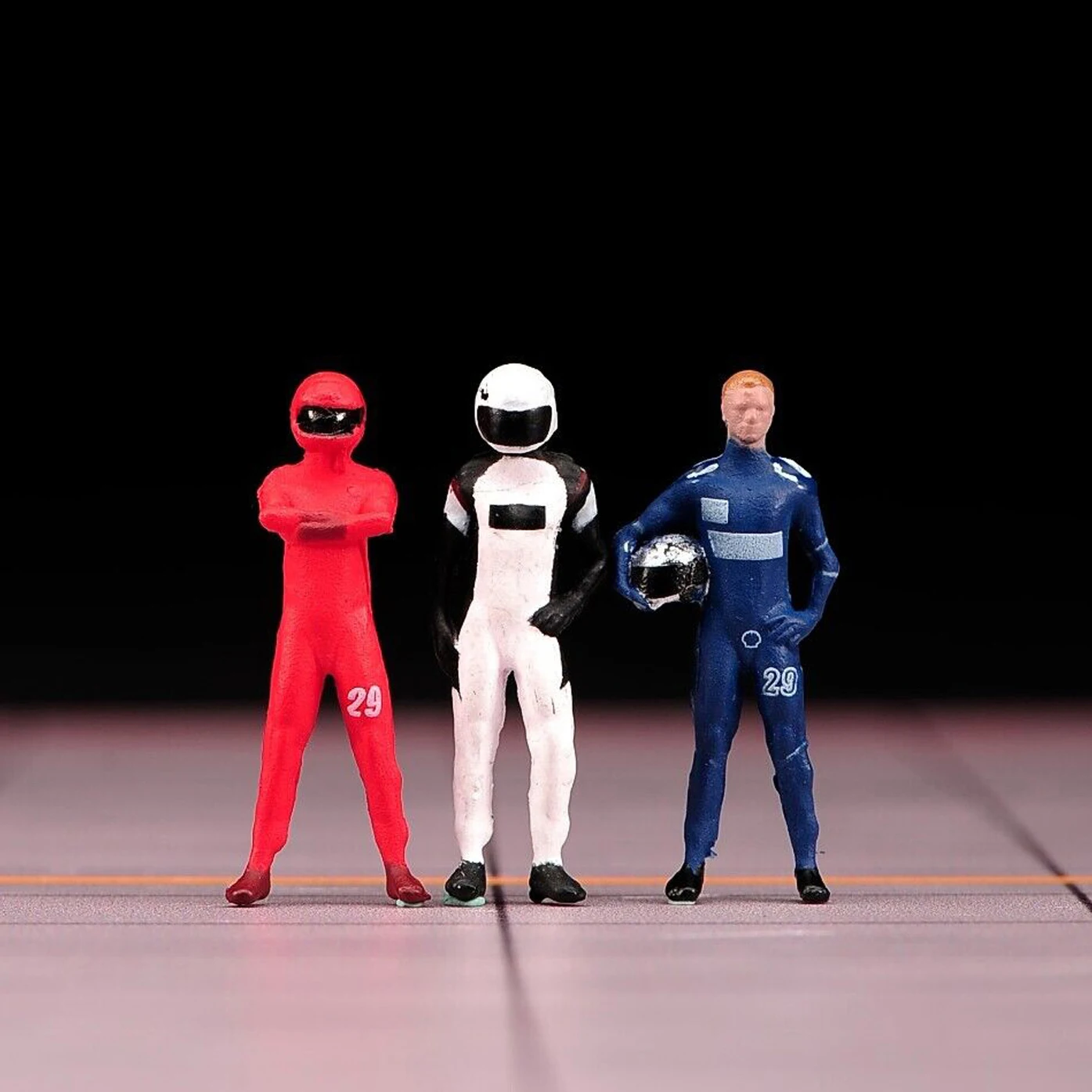 Painted-Miniatures-1-64-Male-Racing-Driver-Mini-Scene-Props-Doll ...