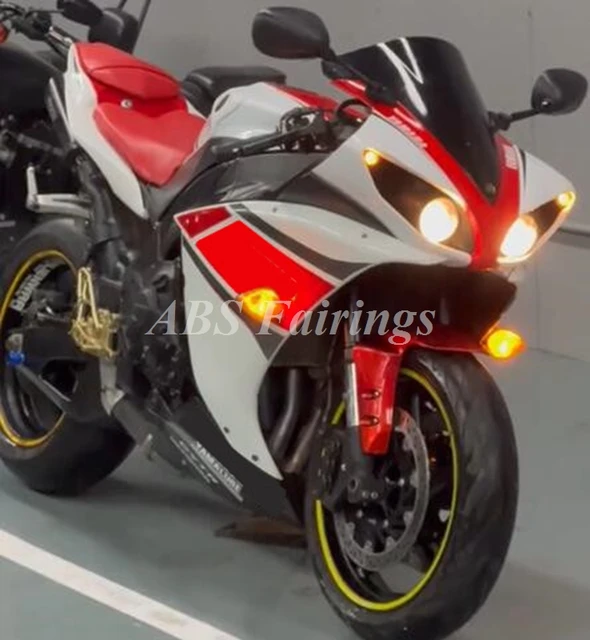 Custom Yamaha R1 White