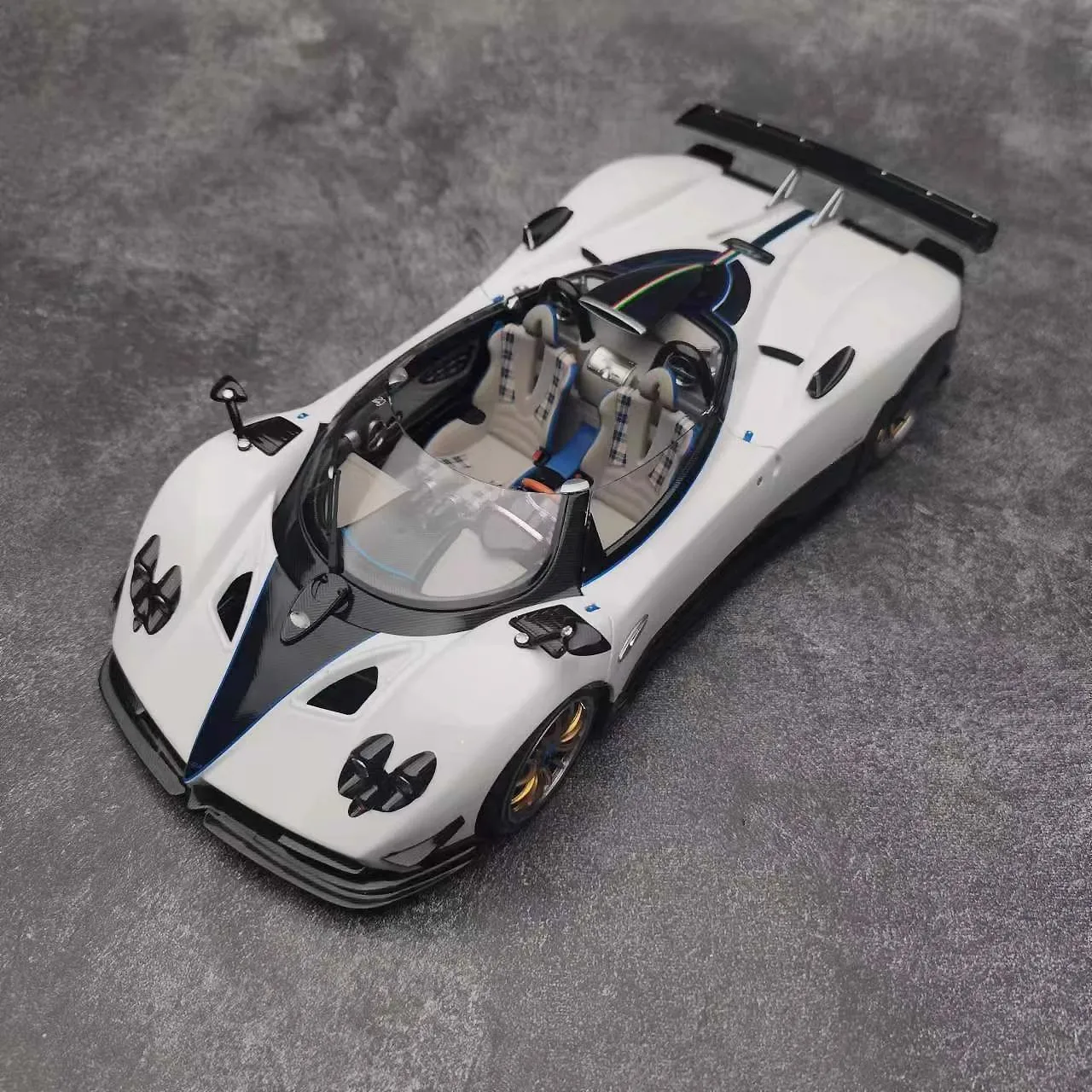 Pagani Zonda Key