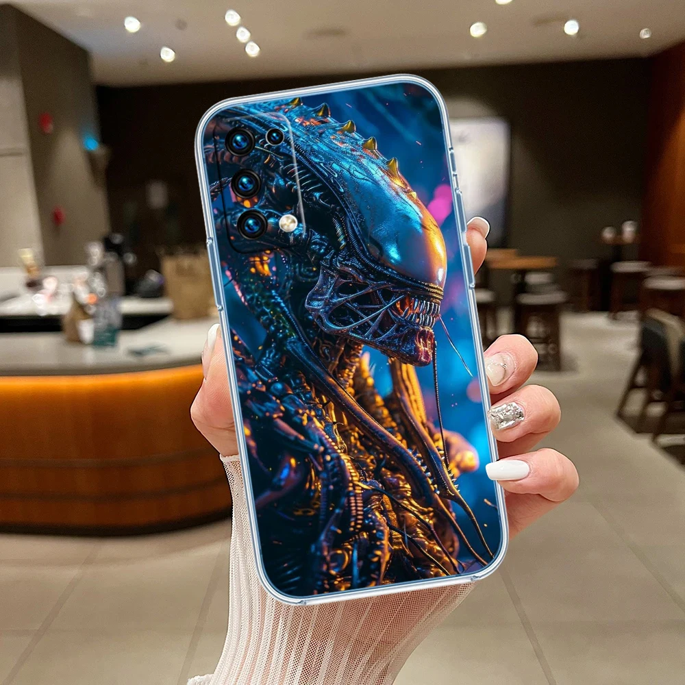 Aliens vs Predator Xenomorph-Themed Smartphone Case for Moto G7 (T6)