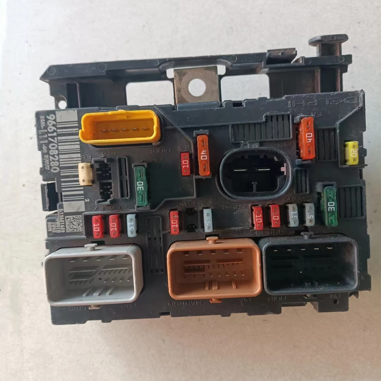 used-9661087080-Car-Accessories-Refurbishment-Engine-Fuse-Box-BMS-L11 ...