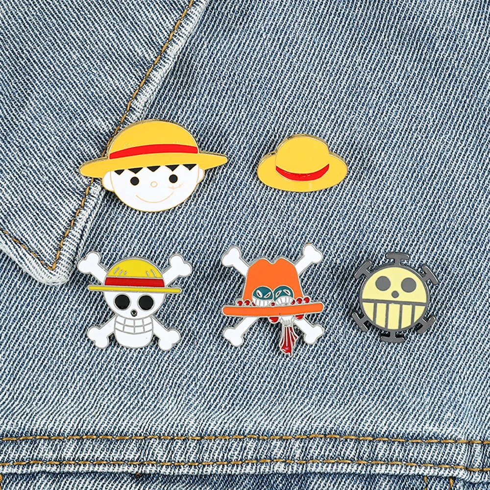 One-Piece-Brooch-Anime-Cartoon-Monkey-D-Luffy-Skull-Backpack-Clothing ...