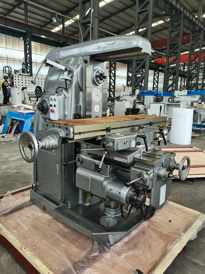 Ram Type And Universal Ram Type Milling Machines