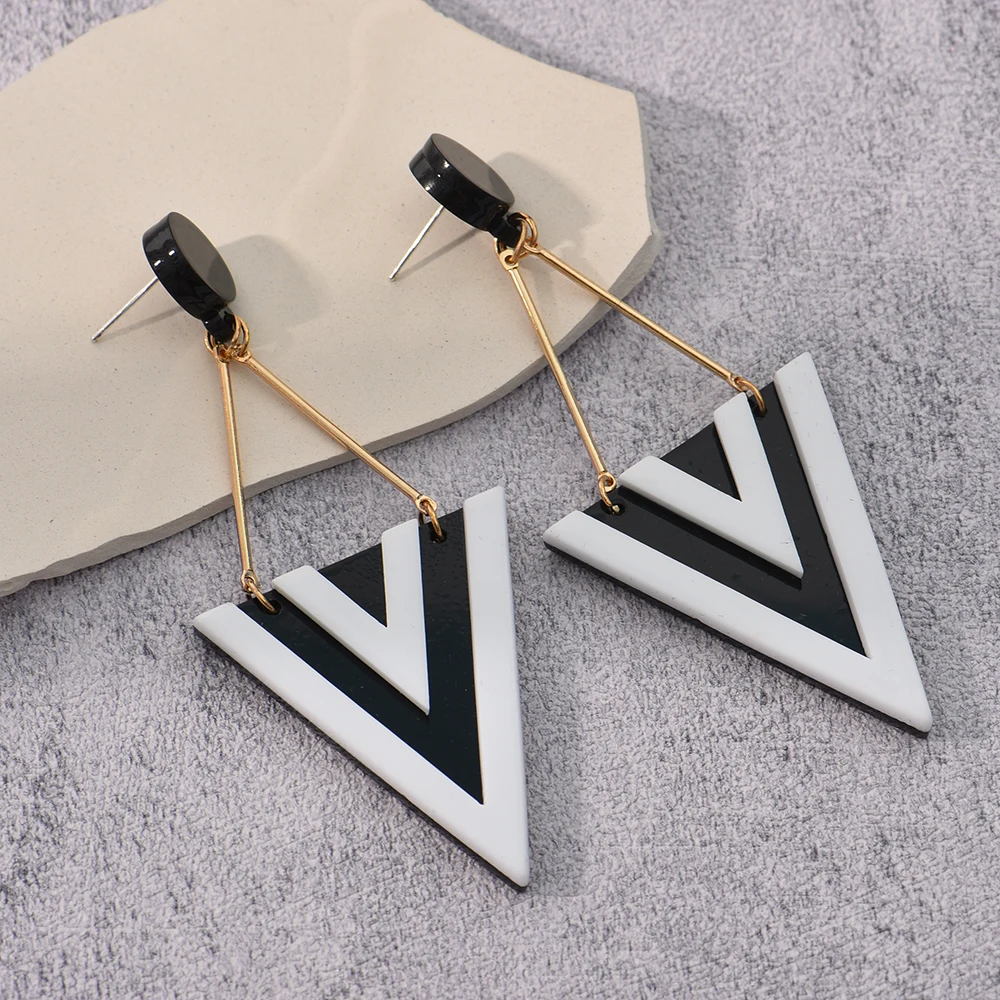 Black White Triangle Drop Earrings Women Exaggerated Geometric Acrylic Earring Viintage Long ...