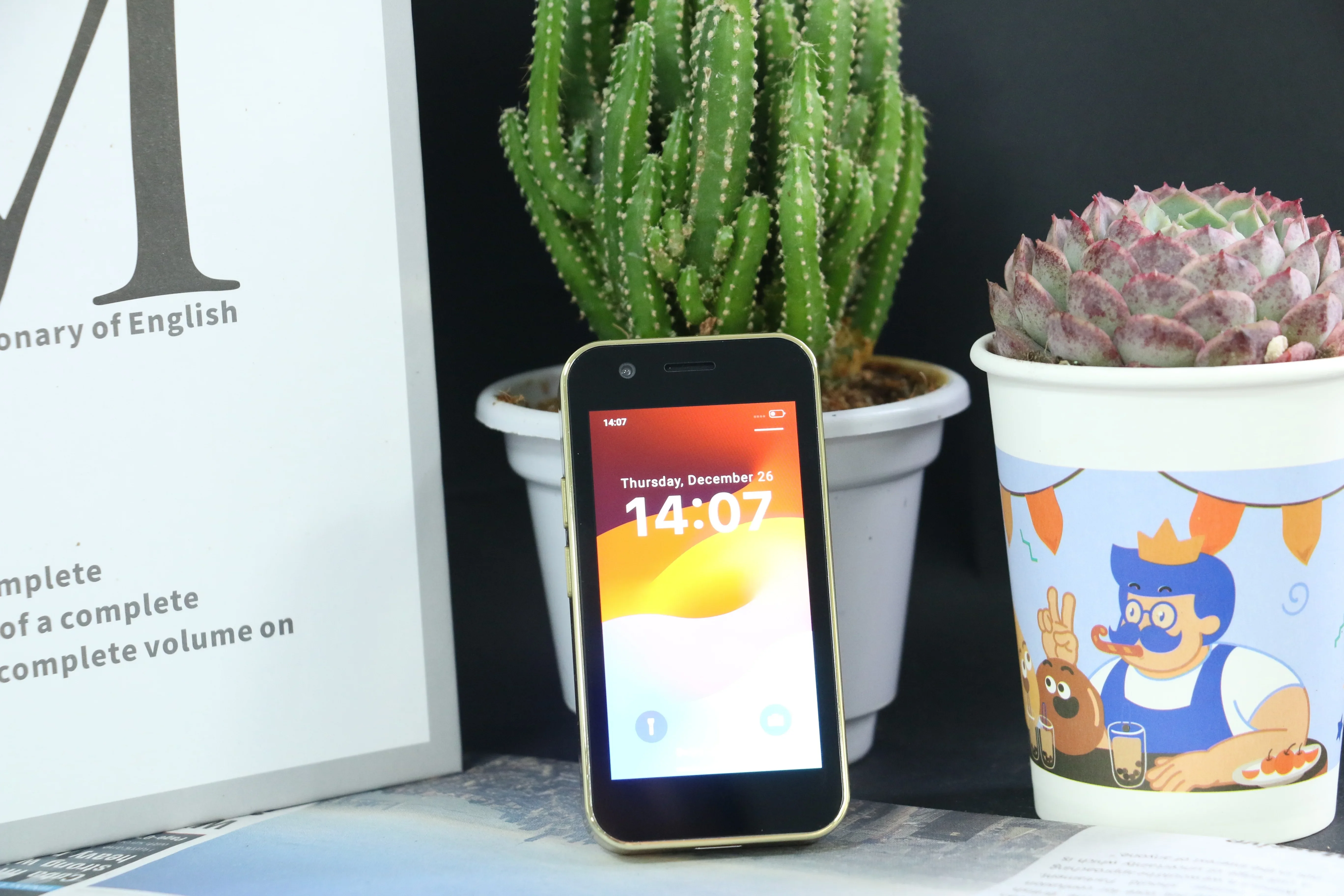 3G WCDMA Android 8.1 OS Мини-смарт-мобильный телефон 2,95-дюймовый экран Dual SIM 2 ГБ + 16 ГБ ...