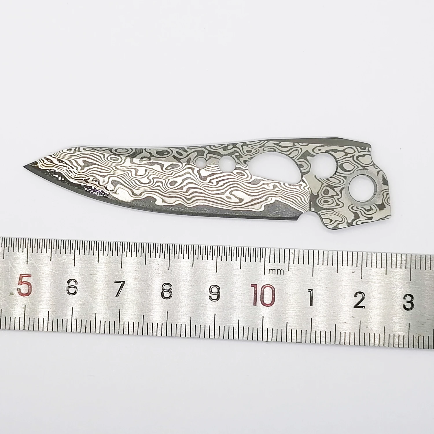 1-Piece-VG10-Core-Damascus-Steel-Blade-for-Leatherman-SkeleTool.jpg