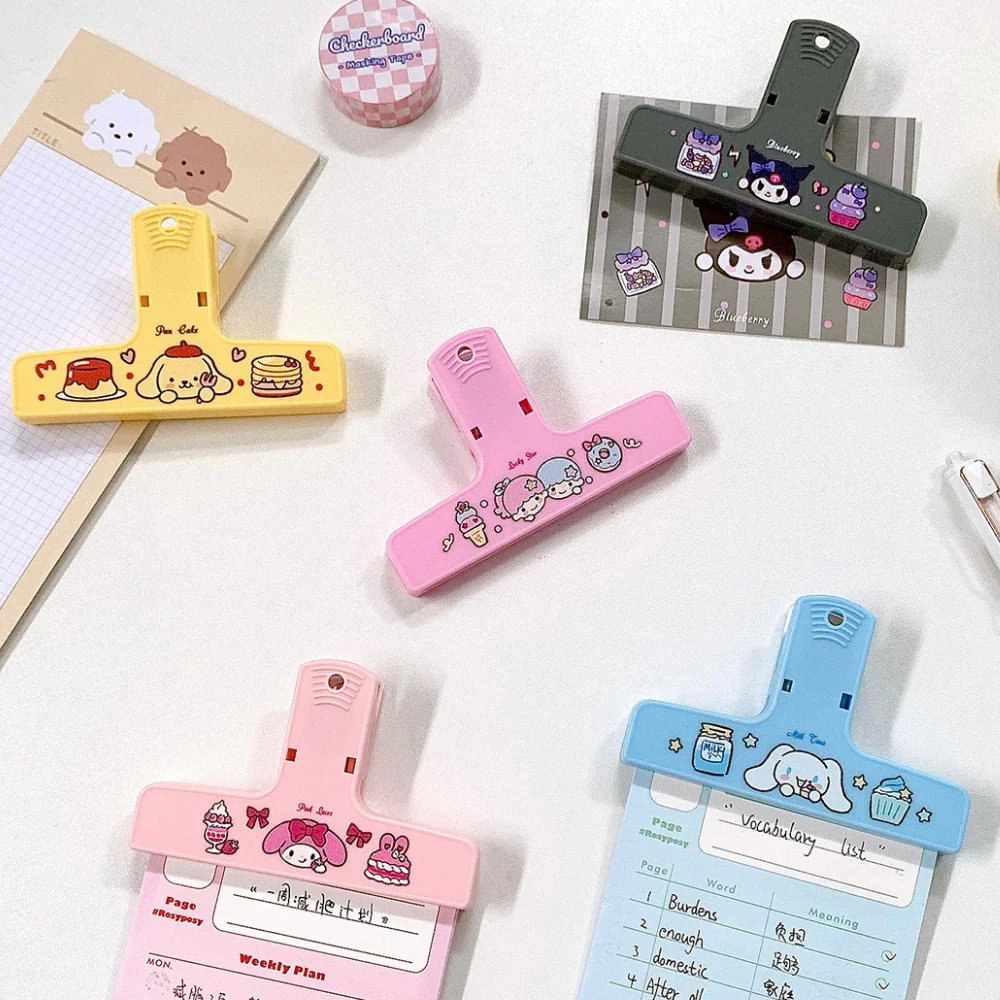 Hello Kitty School Binder