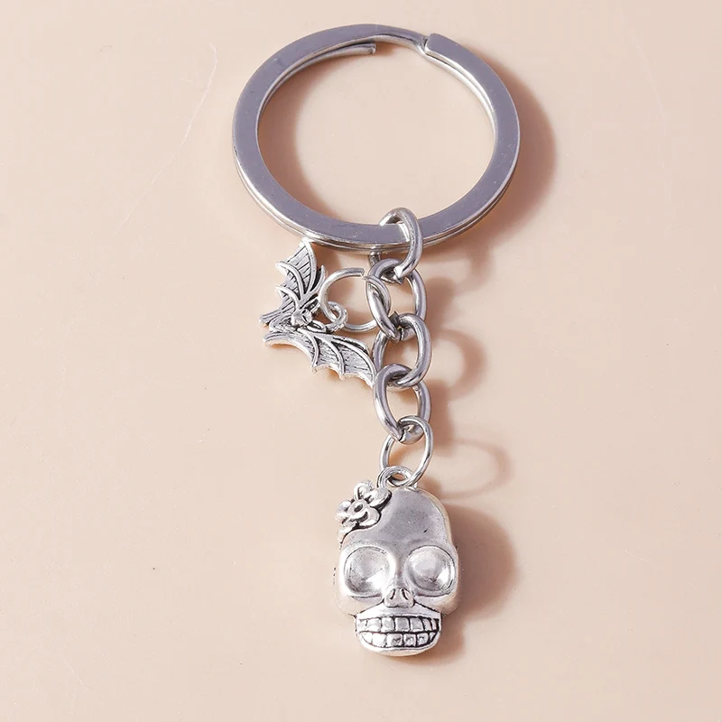 Fashion-Alloy-Halloween-Skull-Keychain-Bat-keyring-Pendant-for-Car-Key ...