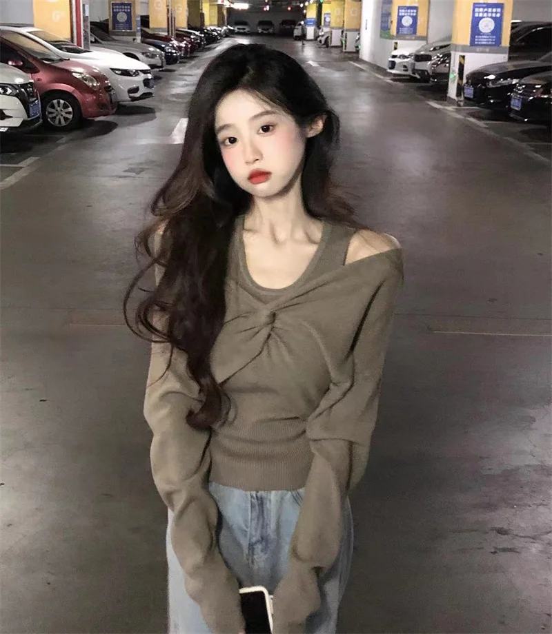 통통한 여성용 대형 오프 숄더 스웨터 달콤하고 매운 가을 통통한 인기 소녀 슬리밍 스웨터 탑 투피스 세트 유행