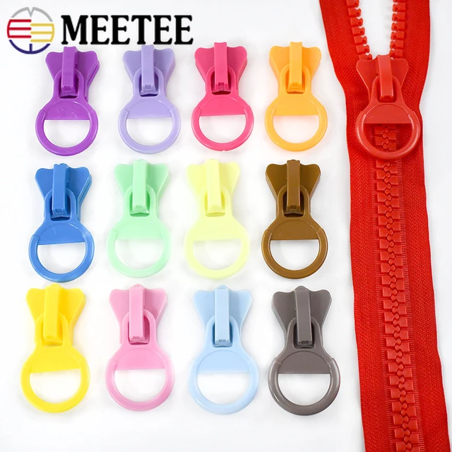 Plastic Zipper Pull