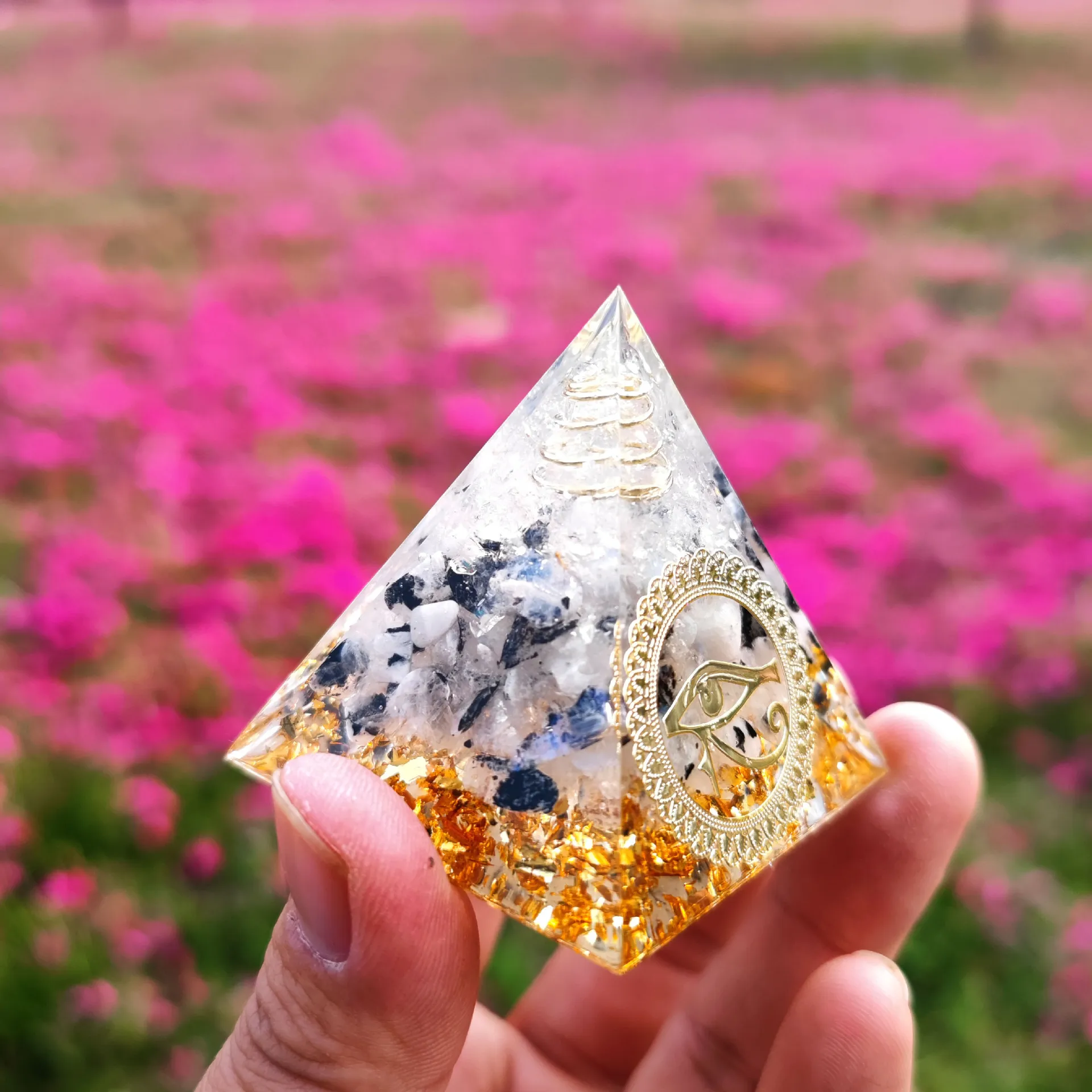 6CM-Orgonite-Crystal-Pyramid-Chakra-Spiritual-Orgone-Pyramid-And ...