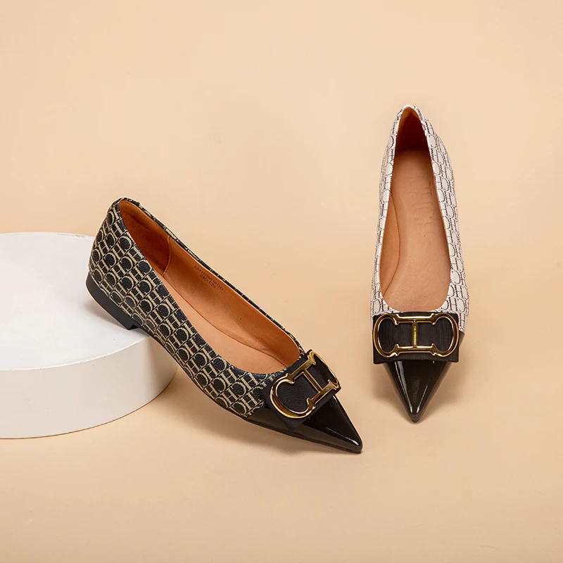 Flats-pontiagudos-para-mulheres-estilo-cl-ssico-design-com-letras ...