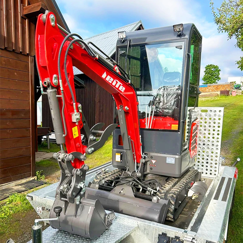 Agricultural Mini Digger Engineering Dual-purpose Small Excavator 1.8 ...