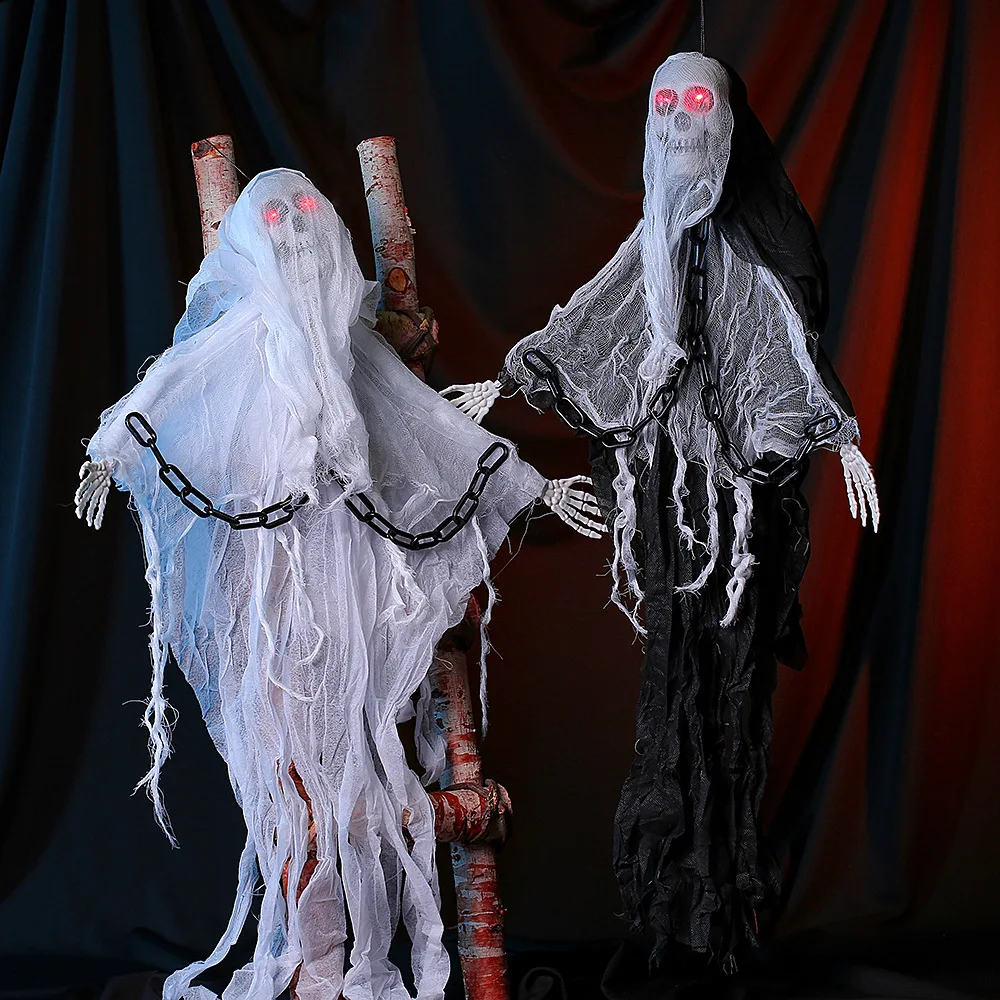 Calavera-fantasma-colgante-de-Halloween-con-pelo-largo-ojos-brillantes ...