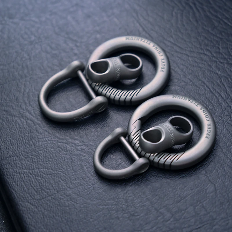 Luxury-Men-s-Super-Light-Waist-Hanging-Car-key-Chain-High-End-Titanium ...