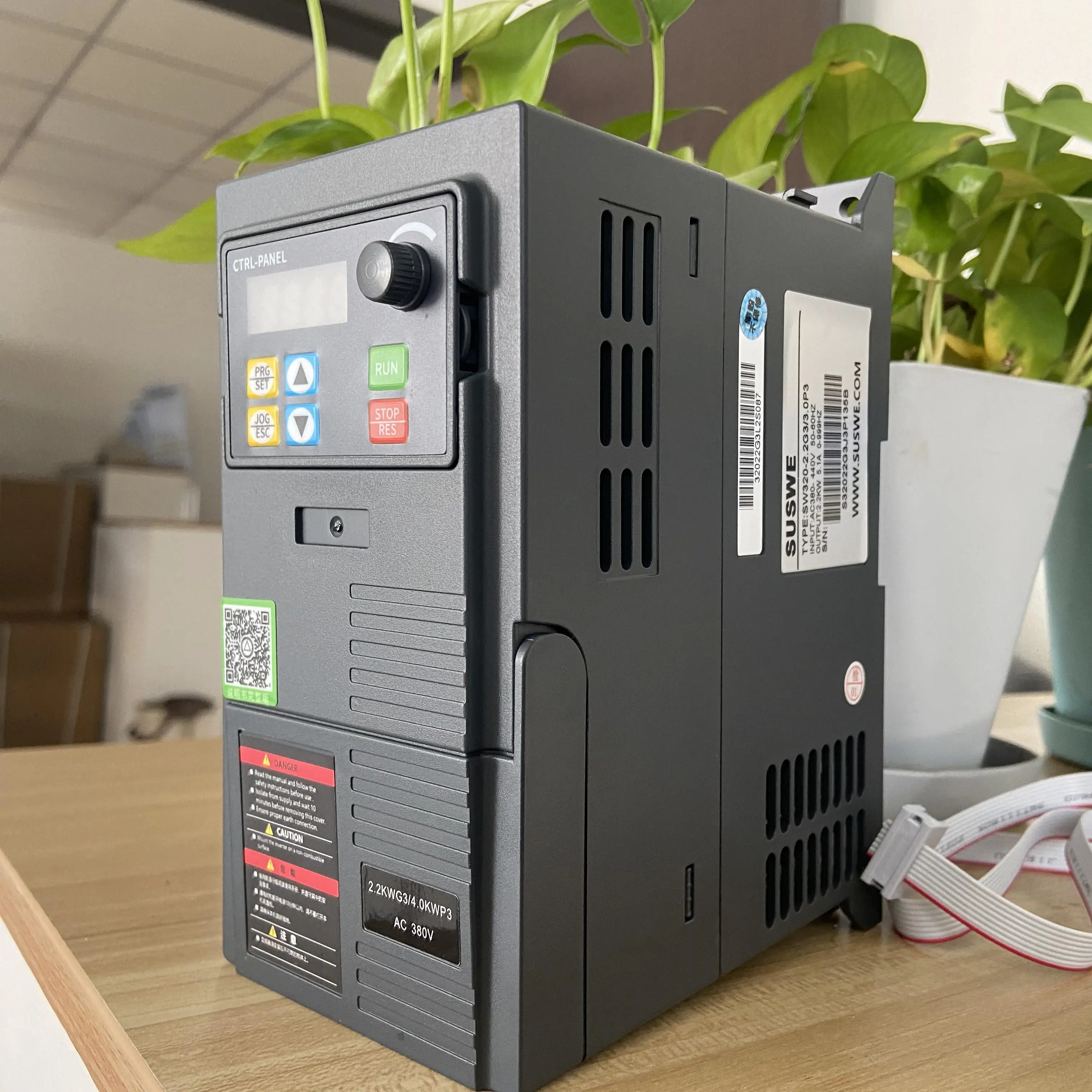 220V 380V Economical VFD Variable Frequency Drive Converter Inverter 1.5KW 2.2KW 3KW 4KW 5.5KW 7 ...