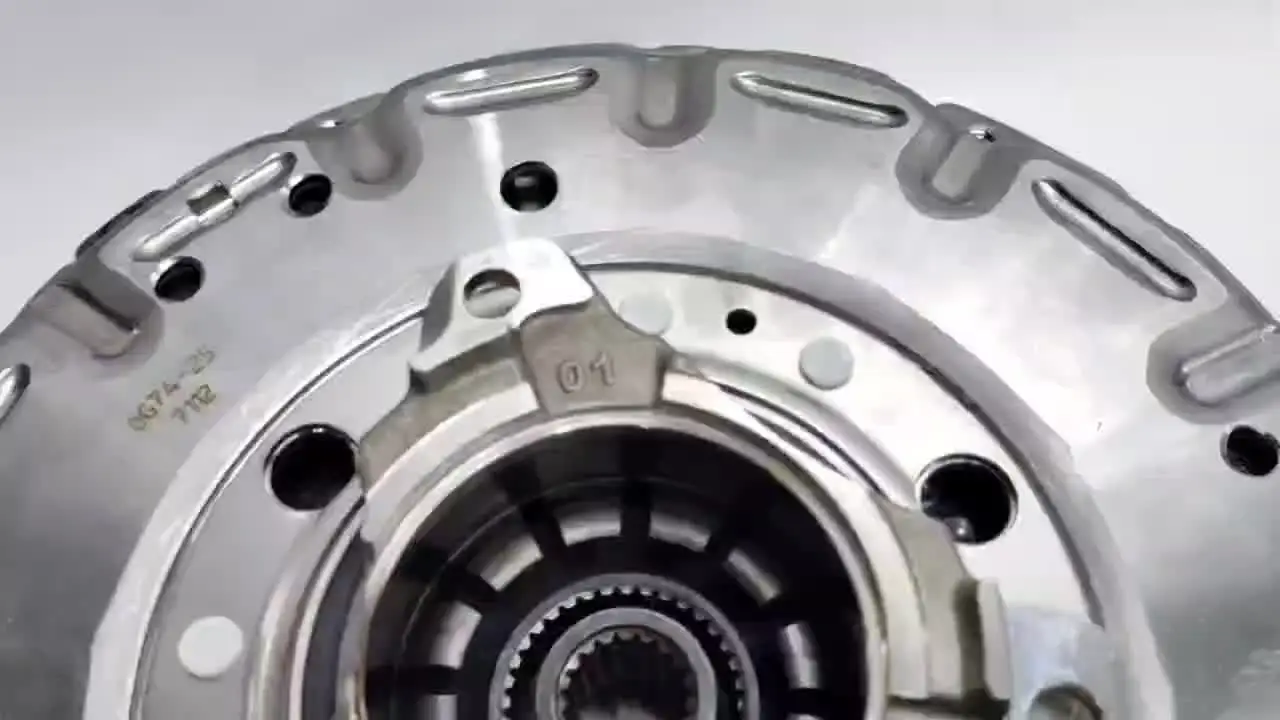 Комплект двойного сцепления автоматической коробки передач LUK C635 ...