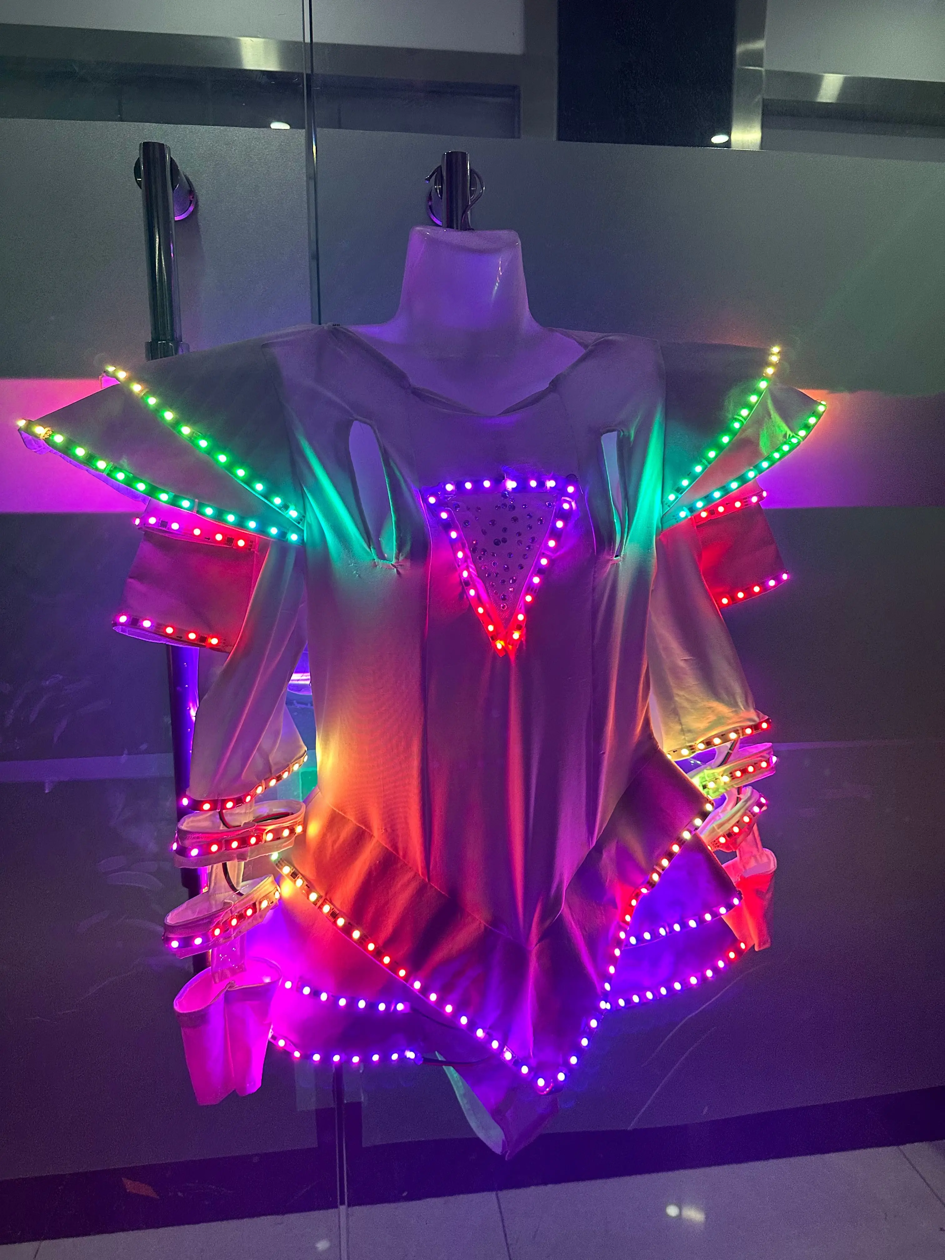 Led Light Costume Singer Event show White Bodysuit Women Nightclub led-light-costume-singer-event-show-white-bodysuit-women-nightclub
