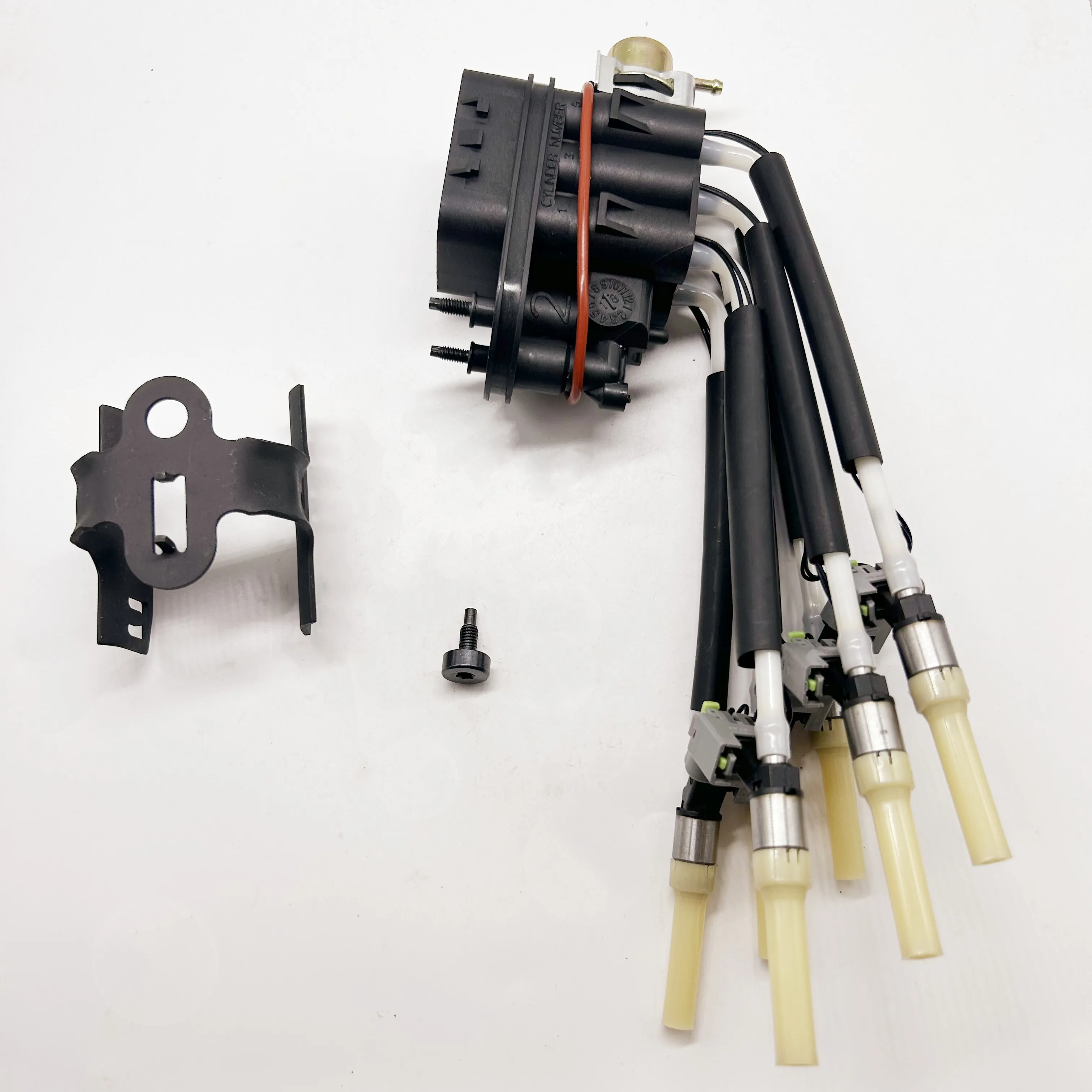 Auto-Fuel-Injector-6-Cylinder-FJ503-17113673-217-3028-16-9706-12568332 ...