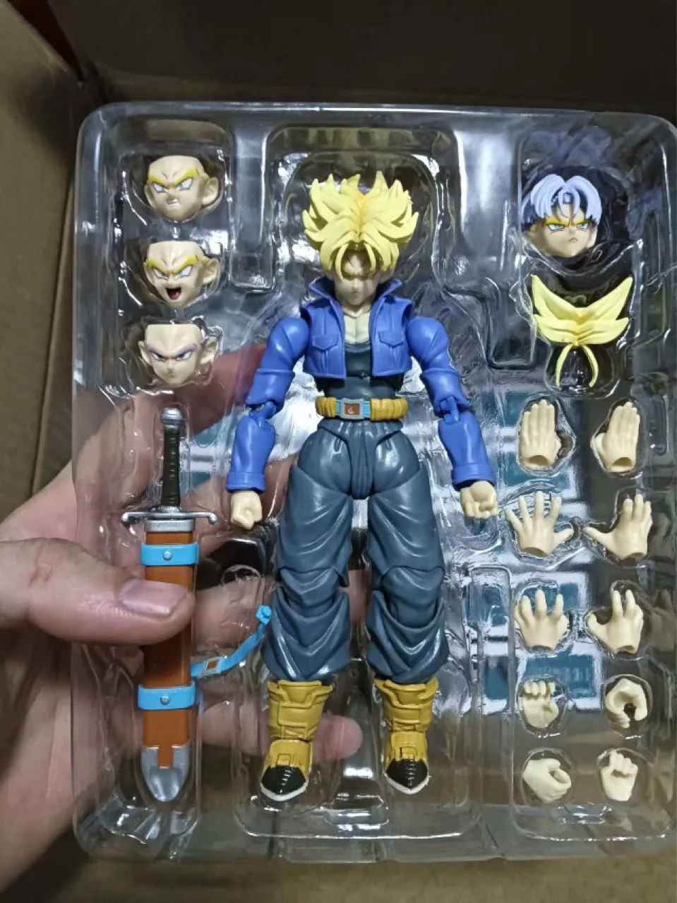Shfiguarts-Dragon-Ball-Trunks-Figure-SHF-Trunks-Boy-From-Future ...