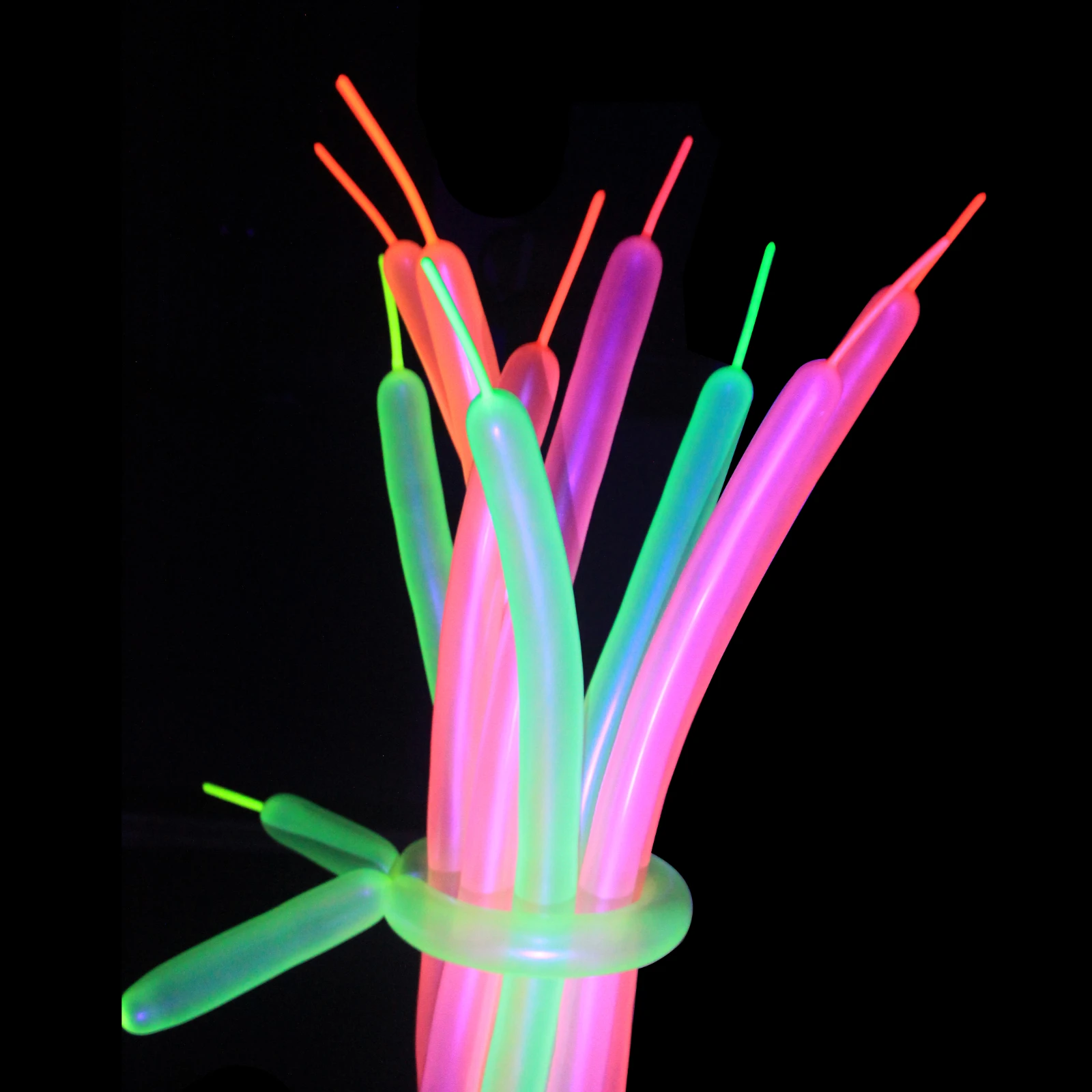 30pcs Neon Long Magic Balloon Uv Glow Air Balloons Glow In The Dark ...