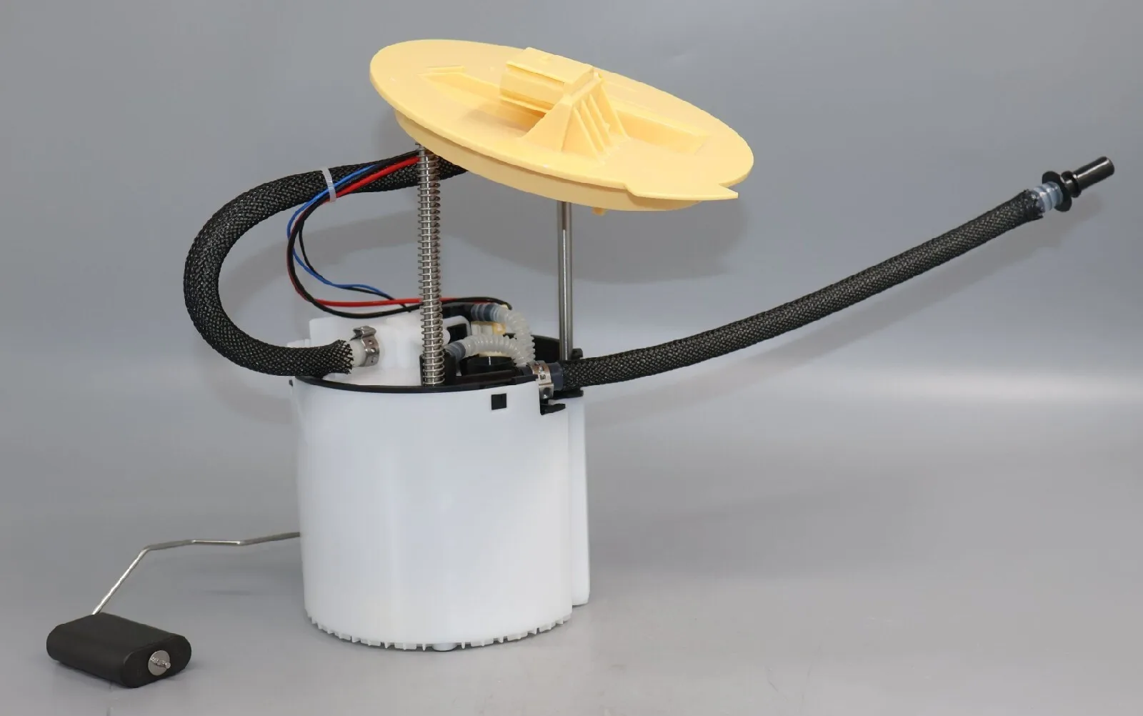 Fuel Pump Assembly 68405631Ac 68643777Aa A2C18099701 68408762Ab ...