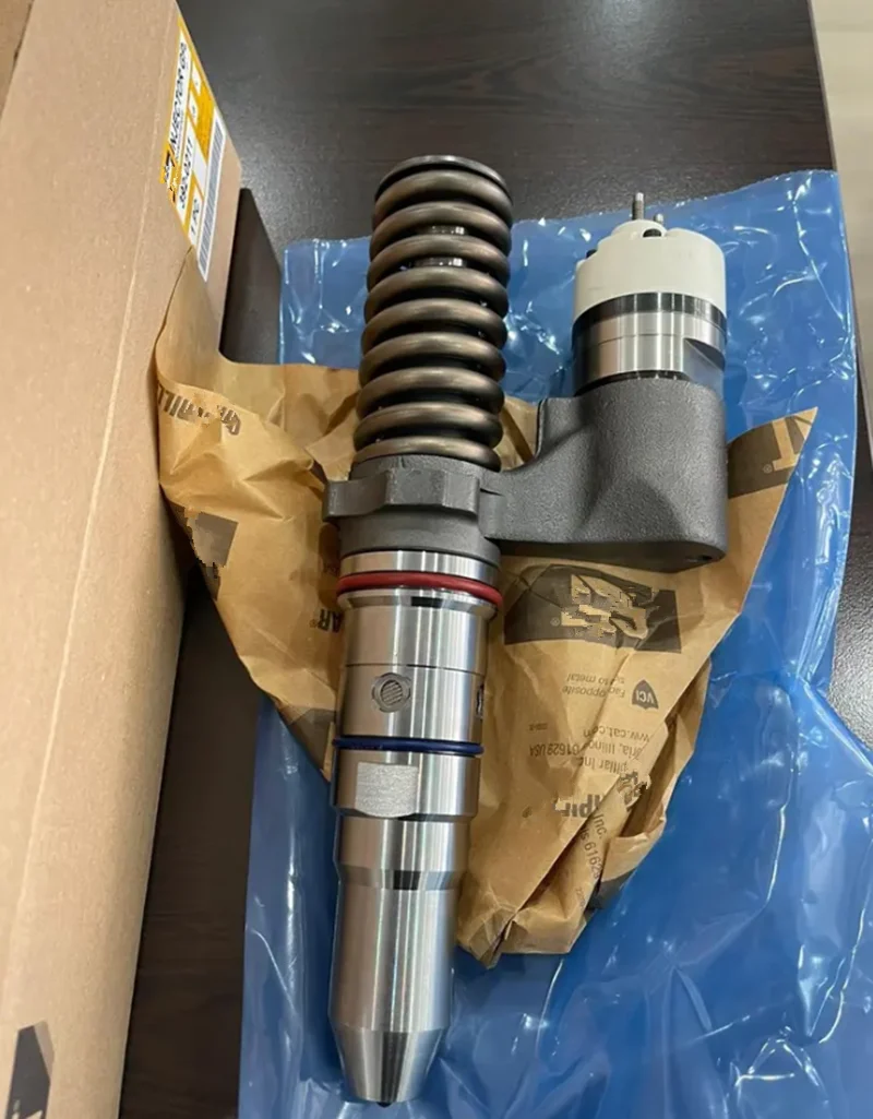 GENUINE NEW DIESEL FUEL INJECTOR 392-0211 3920211