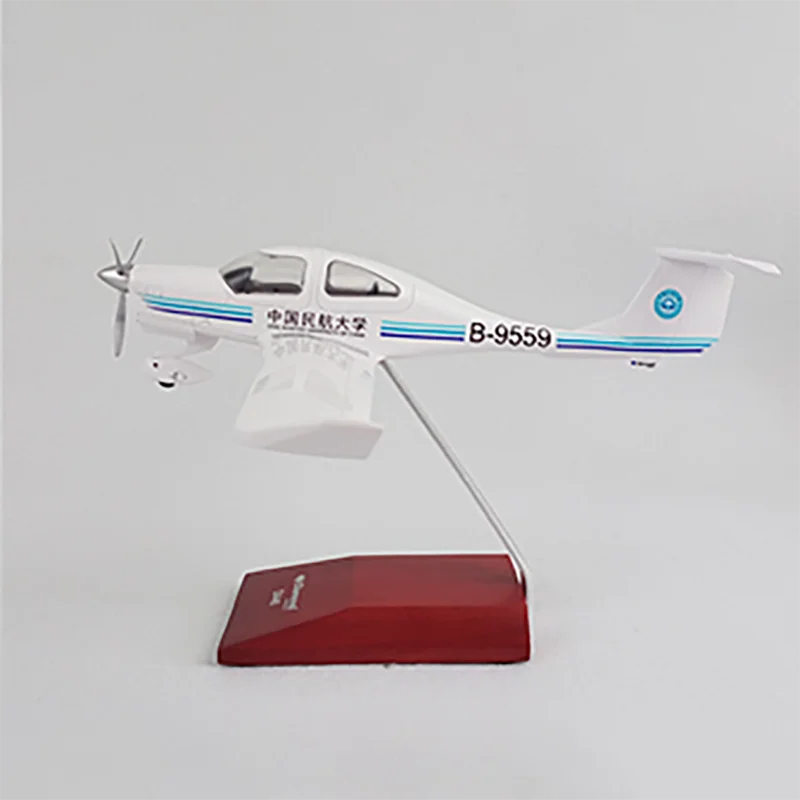 Scale-1-32-Diamond-DA40-Evergreen-Trainer-Miniature-Diecast-ABS ...