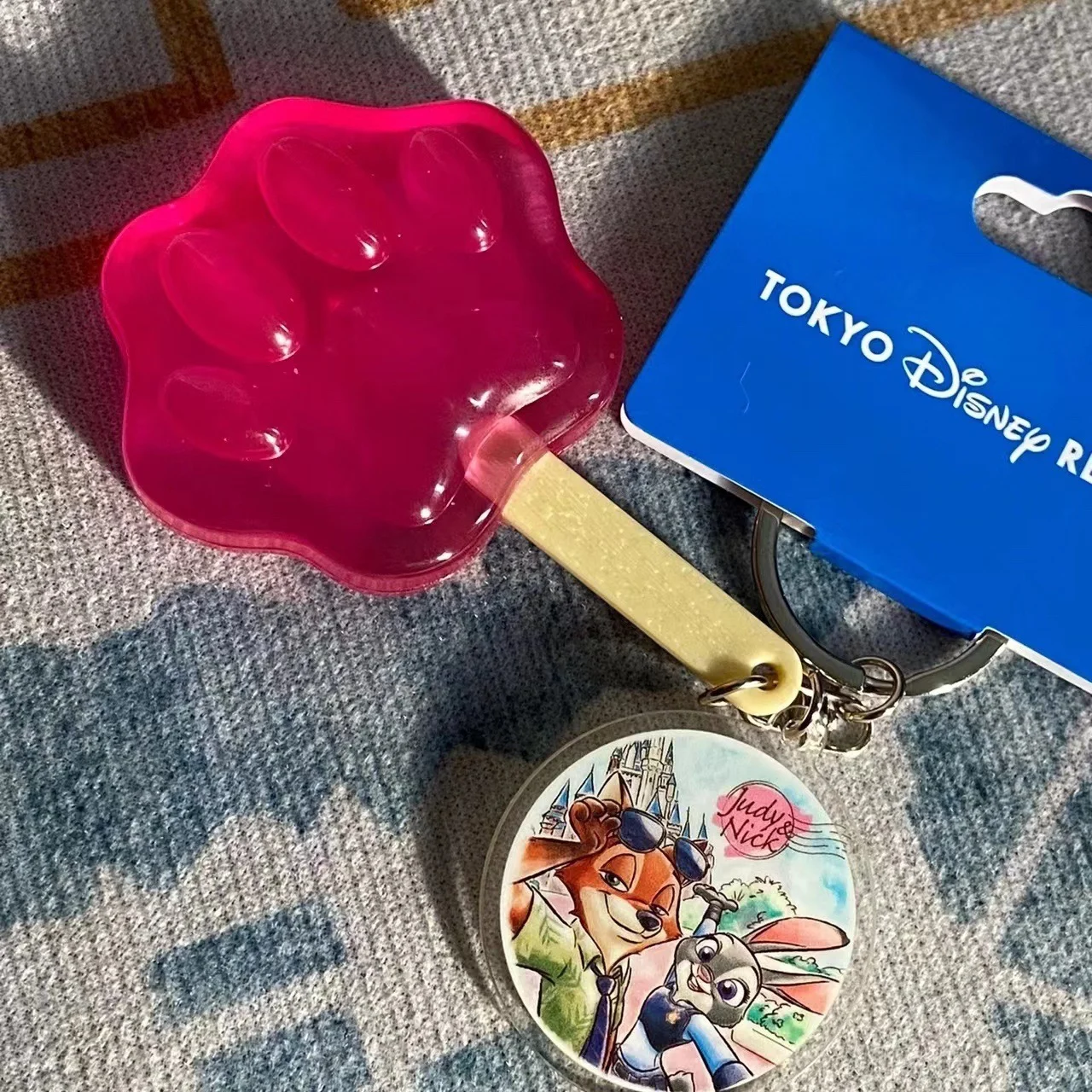 TOKYO-Disneyland-Disney-Anime-Zootopia-Nick-The-Fox-Funny-Claw-Popsicle ...