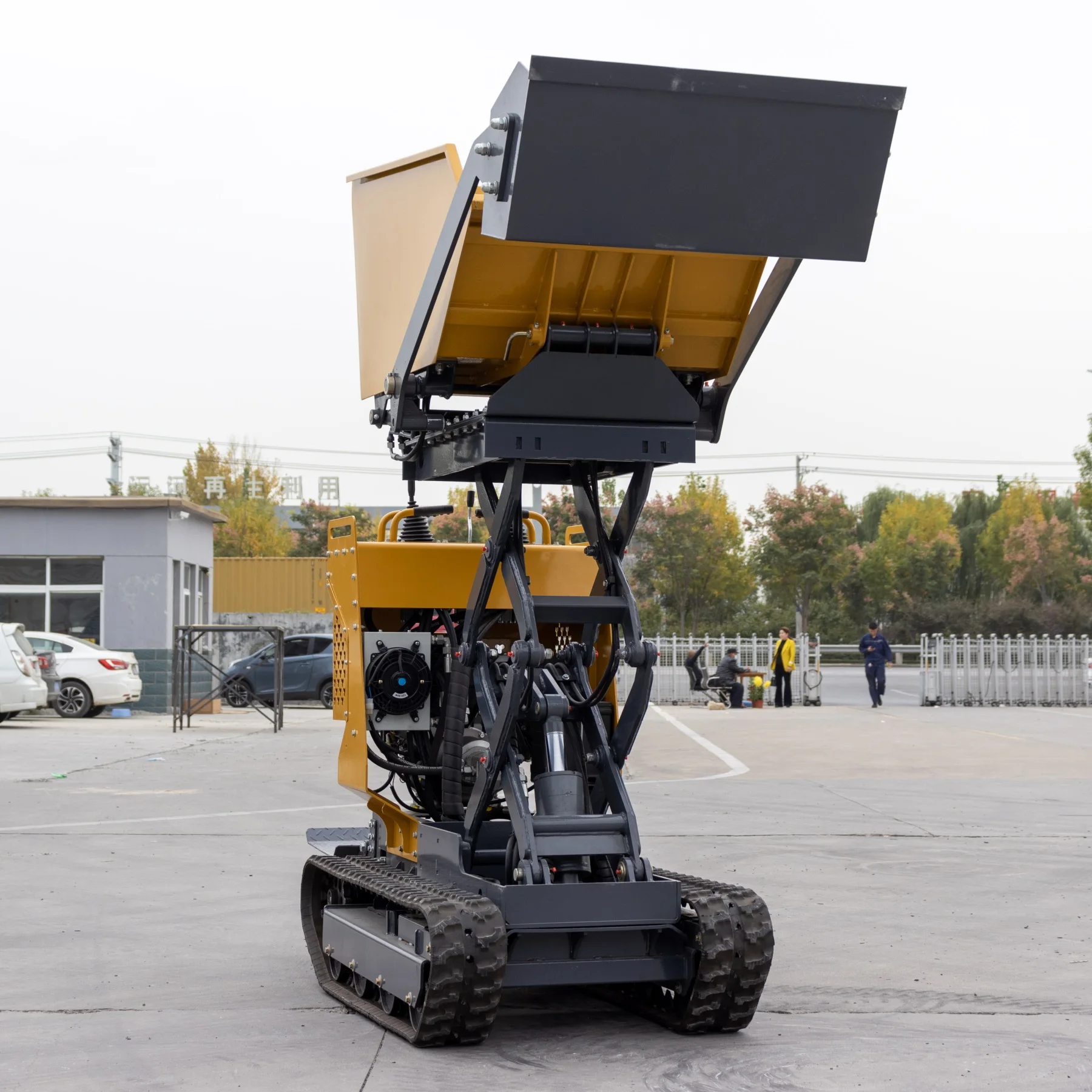 Hightop-Mini-Track-Dumper-Lifting-1500mm-13-5HP-Mini-Dumper.jpg