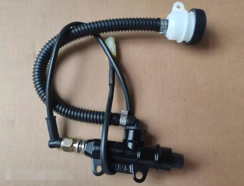 rear-brake-pump-rear-brake-switch-of-Benelli-Leoncino250-BJ250.jpg