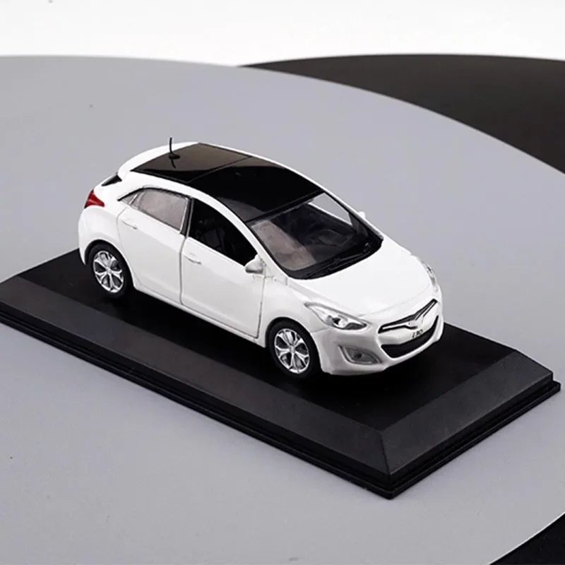 Diecast-Original-1-38-Scale-Alloy-I30-Sedan-Toys-Cars-Model-Classics ...