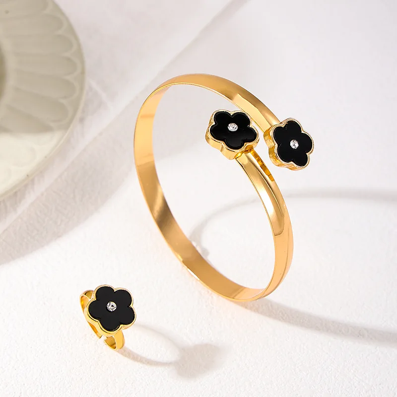 Lucky-Five-petal-Flower-Clover-Ring-Bracelet-Two-piece-set-for-Woman ...