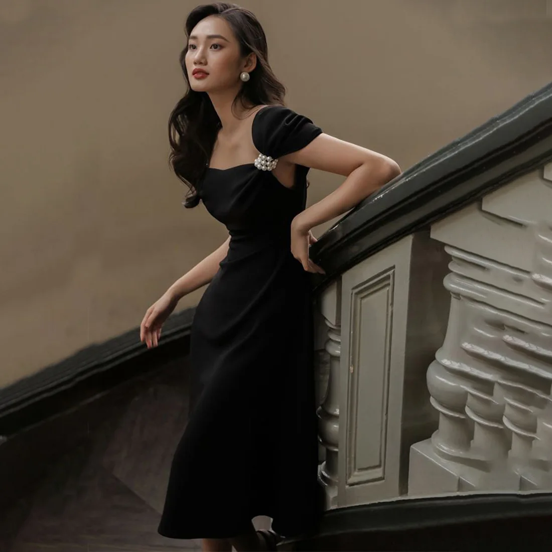 French-Elegant-Hepburn-Style-Elegant-Shoulder-Baring-Slim-Skimming ...