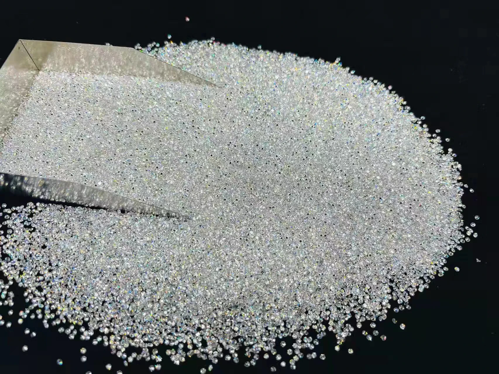 AEAW-EF-VS1-Round-Brilliant-Cut-1-25mm-3mm-Man-Make-Rough-Diamond-CVD ...