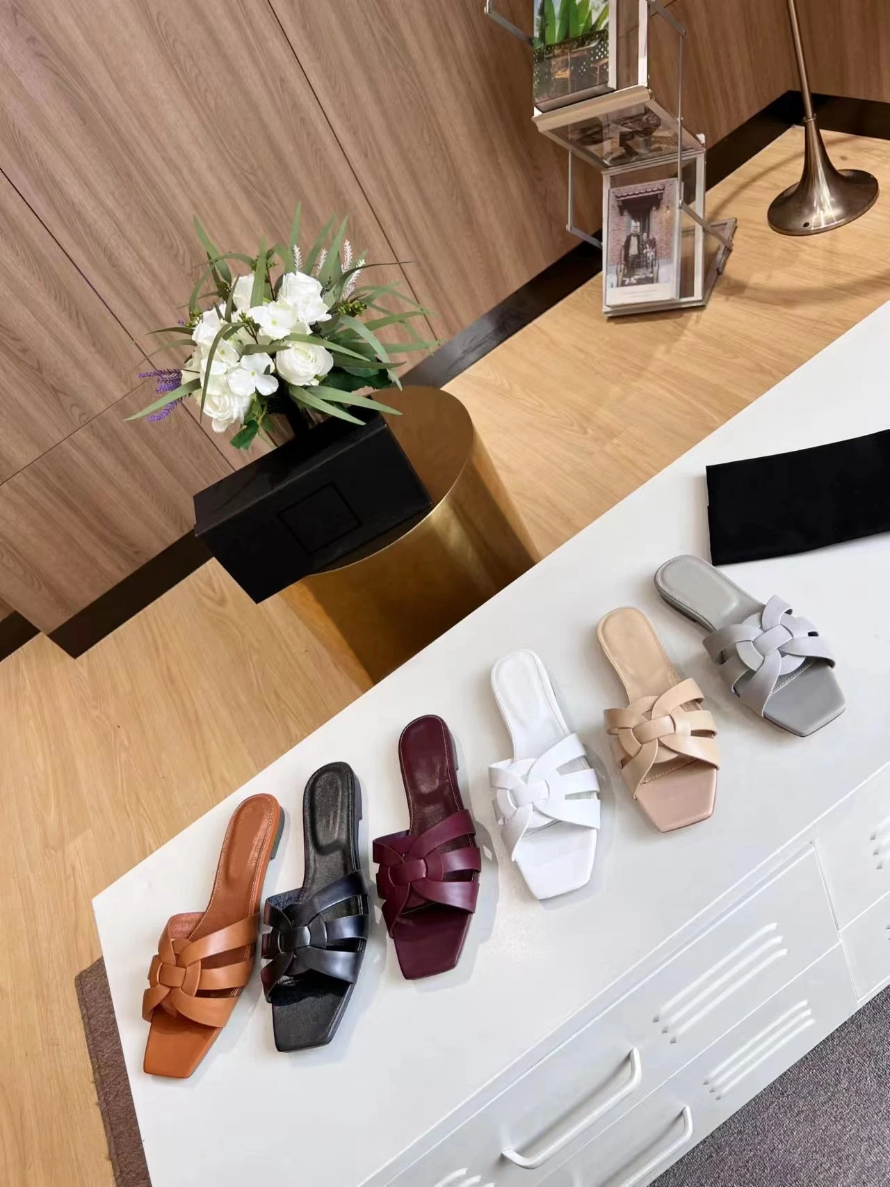 New Women's Fashion Leather Slippers Brand Design Luxury Women's Shoes ...