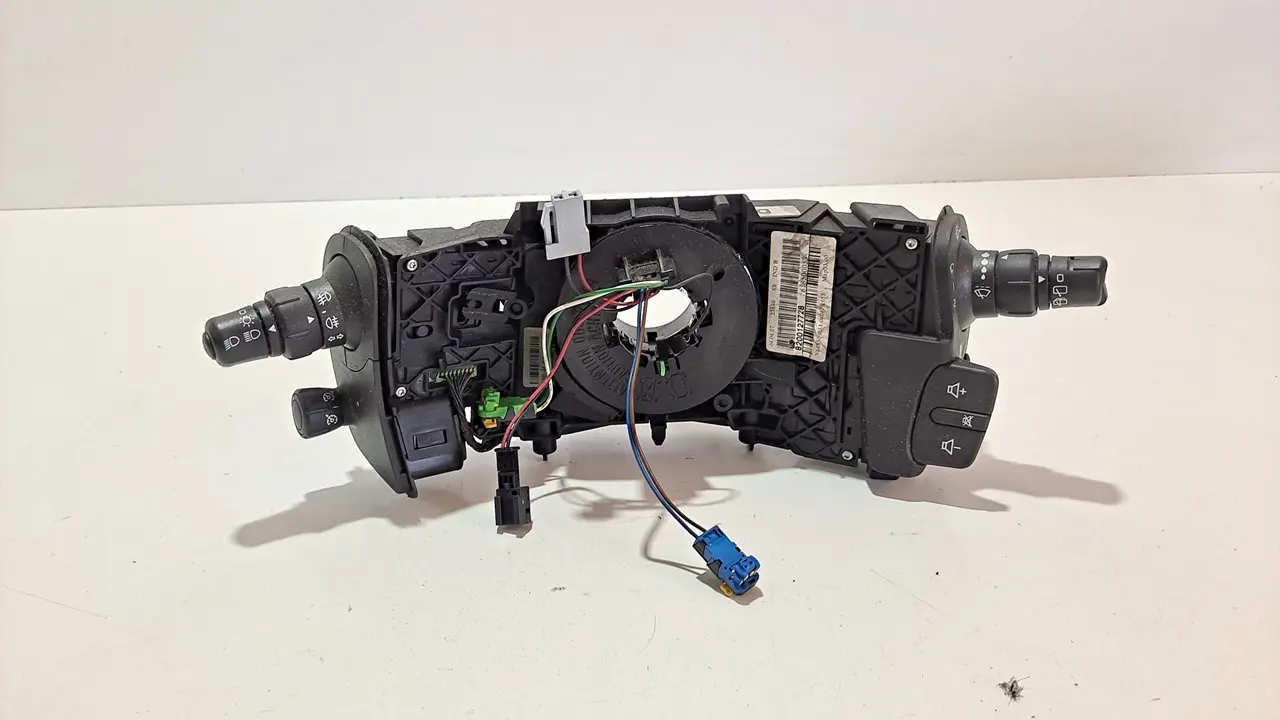 8200127728-Renault-Sc-nic-Ii-1-5-Dci-multifunction-controller-106-Cv ...