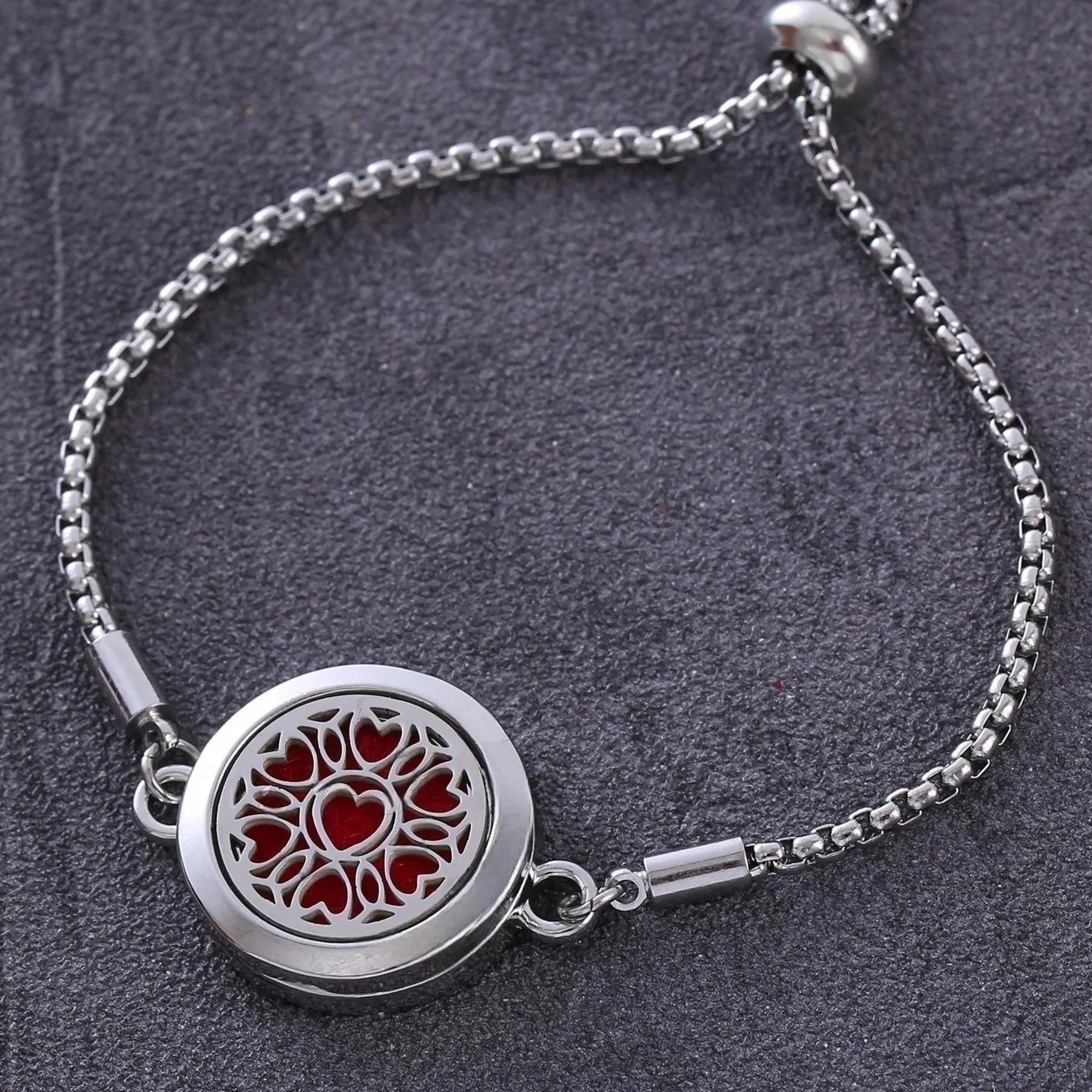 Bracelet-Diffuser-Jewelry-Adjustable-Chain-Crystal-Aromatherapy-Perfume-Locket.jpg