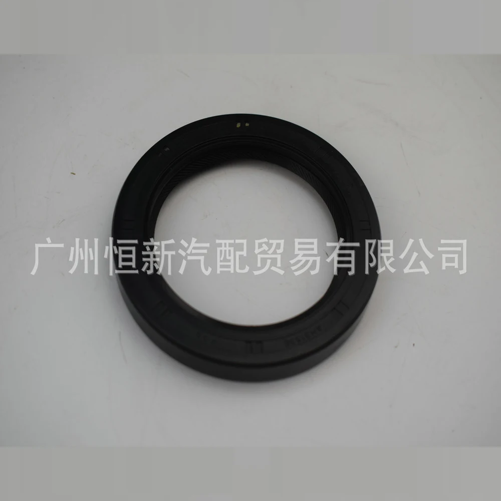 OEM 13510-43G01 Car Crankshaft Seal Oil Seal For Nissann TD TB QD Engine