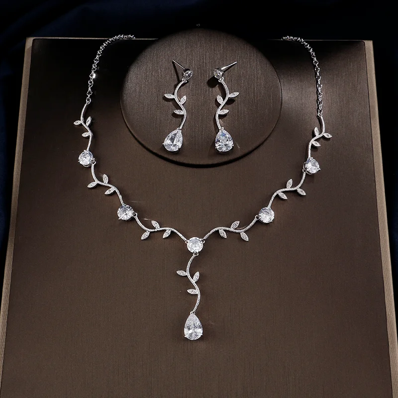 Uilz-Conjunto-de-collar-y-pendientes-de-circ-n-para-mujer-conjunto-de ...