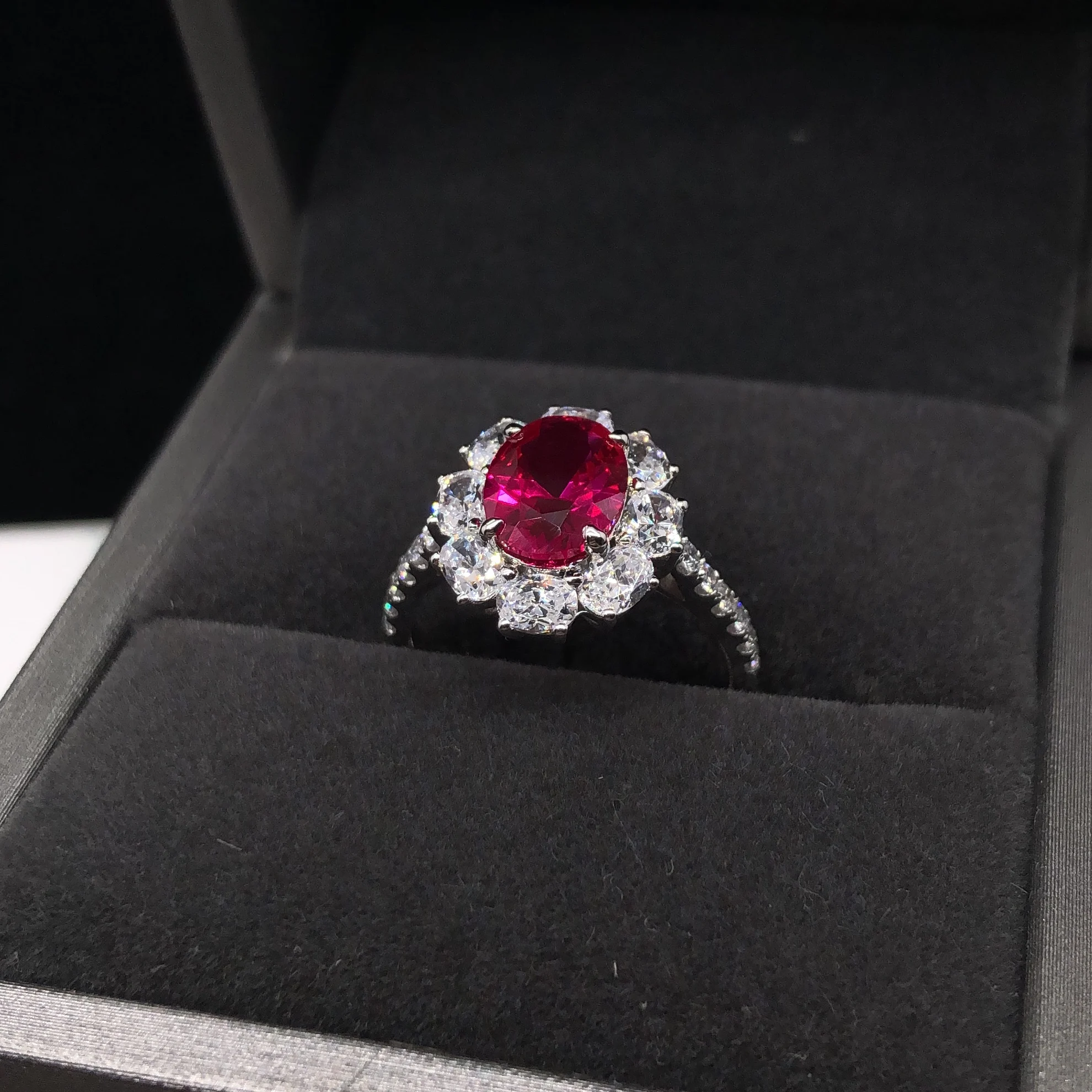 AU585-Pretty-2Ct-Oval-Cut-Lab-Grown-Ruby-Red-Diamond-Wedding-Ring-14K ...