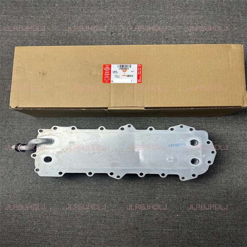 Подходит для радиатора бензинового двигателя Range Rover LR039821 ...