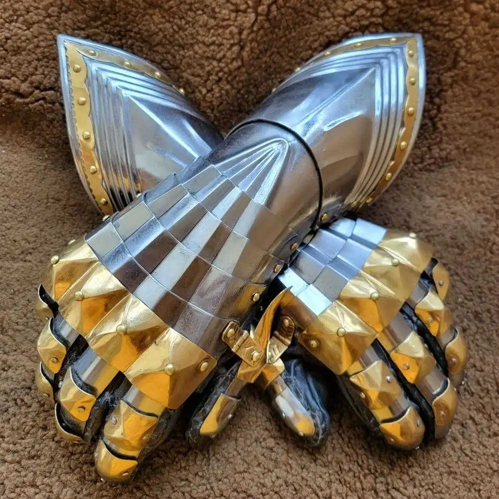Medieval-European-Hand-Armor-Gothic-Gauntlet-Knight-Armour-Iron-Gloves ...