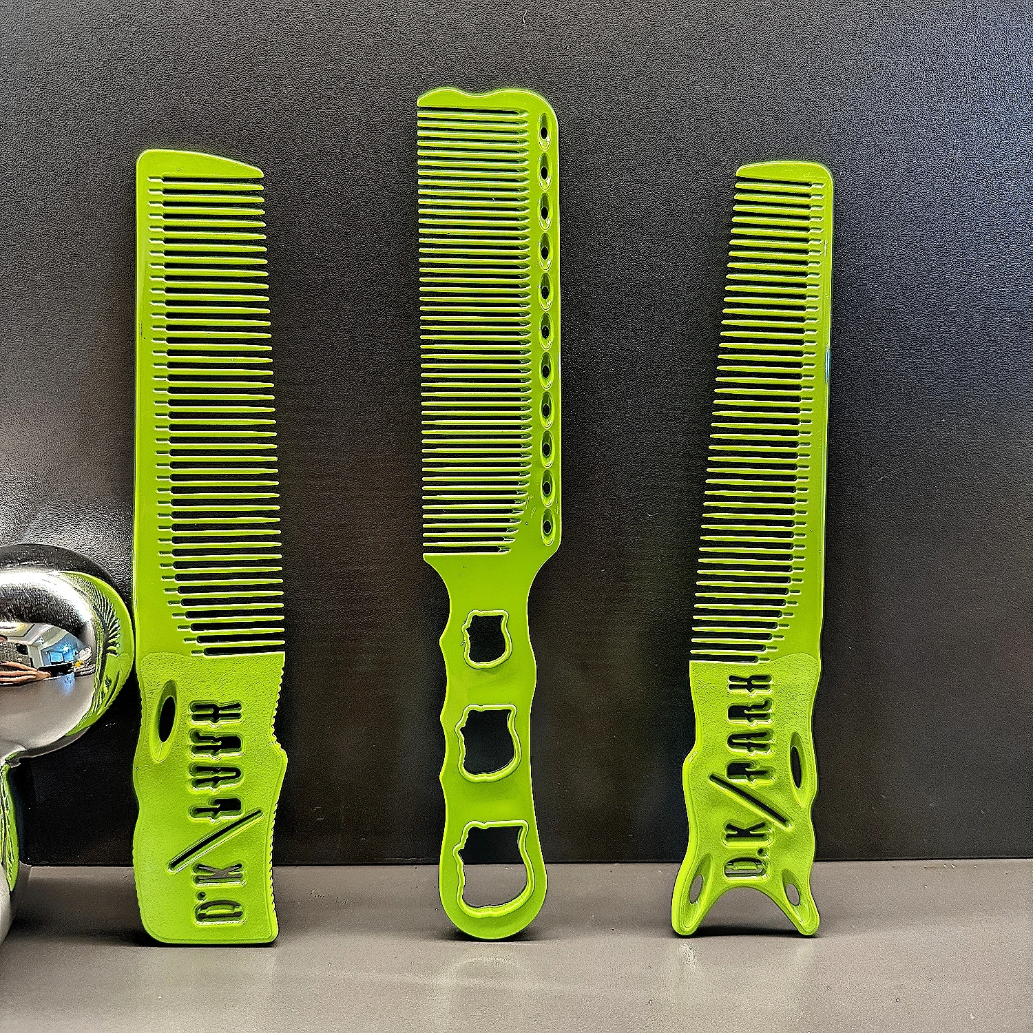 Professional-Hairs-Combs-High-temperature-resistance-ATS-material-Anti ...